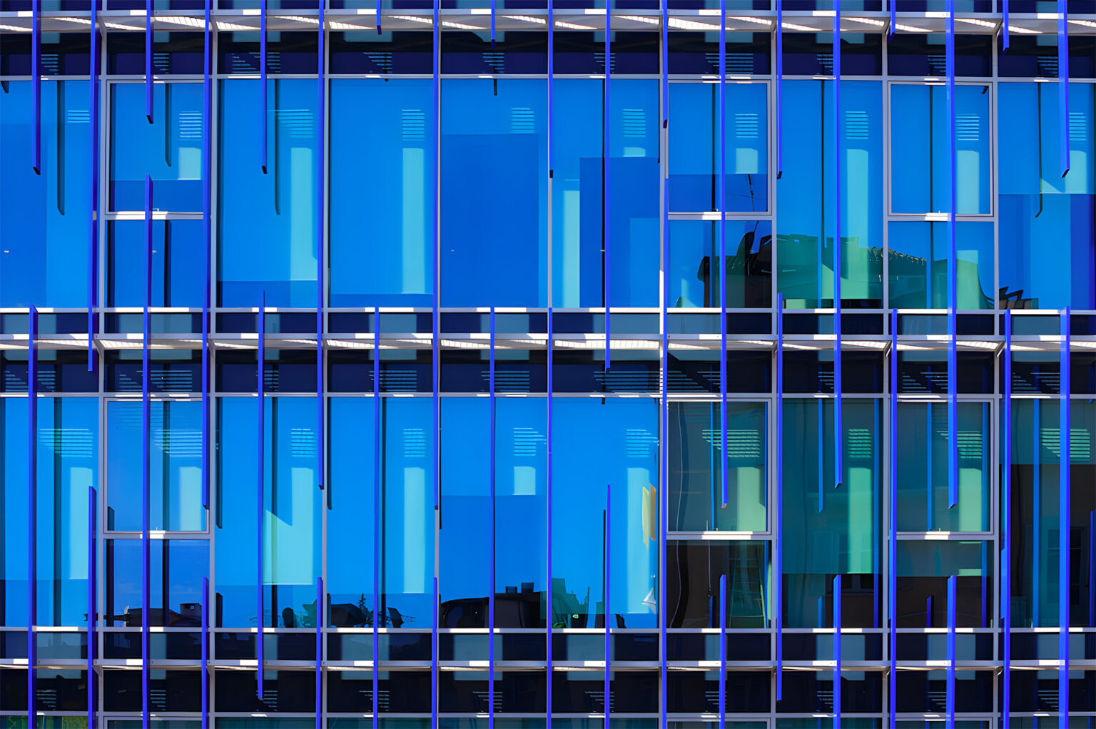 Solar Windows - Μετατρέποντας τα παράθυρα σε ηλιακά πάνελ - Glass Forum